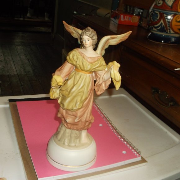 Edna mann | Accents | Vintage Porcelain Milano Sculpture By Edna Mann ...